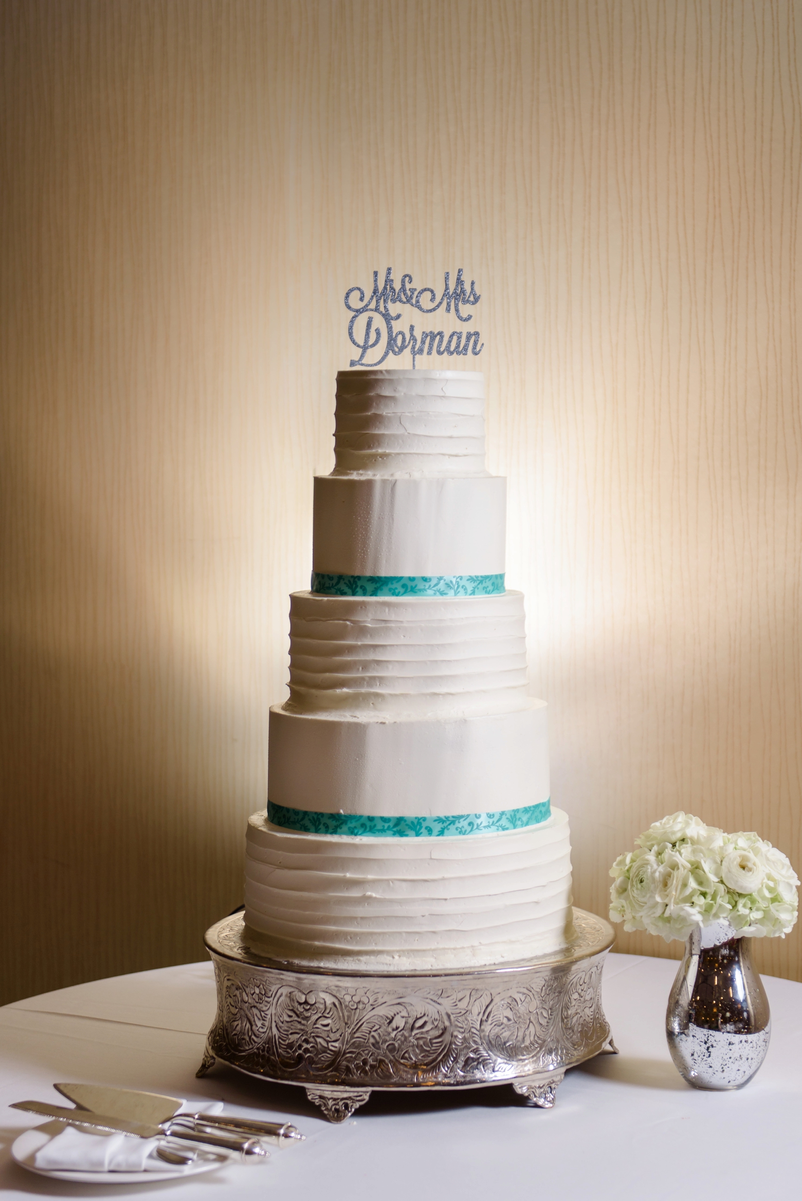 Hack: 10 second diy uplighting - Sarah & Ben Photography - Tampa ...